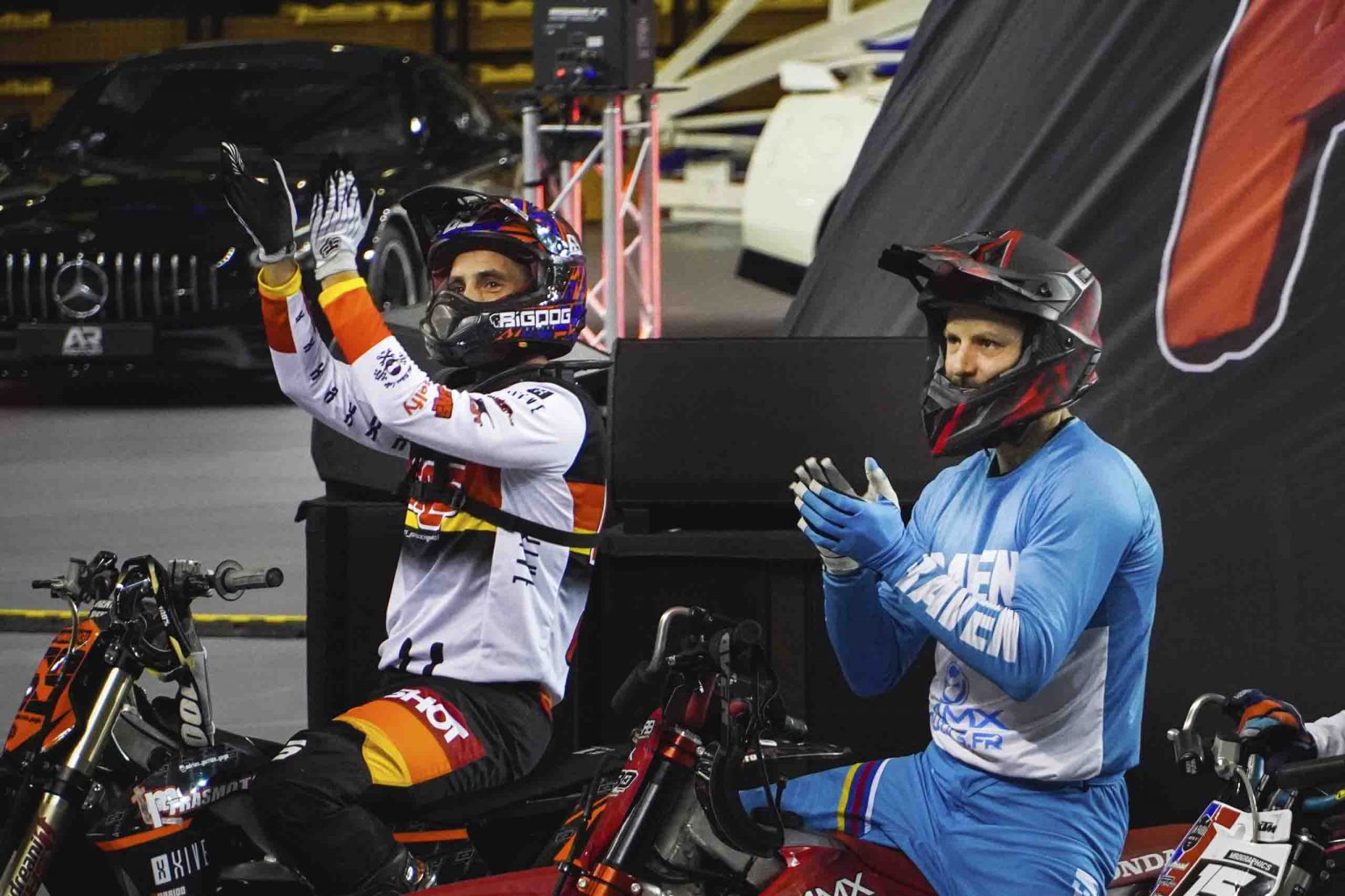 Vídeos - Freestyle World Tour®